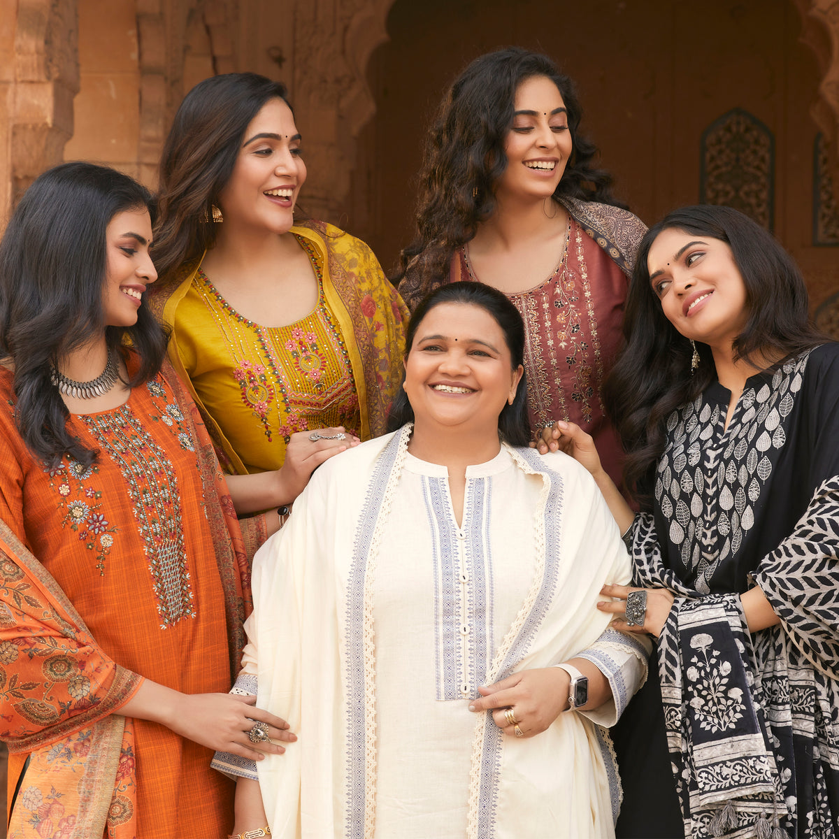 GRISHMA | SPRING SUMMER'22 – Women Plus