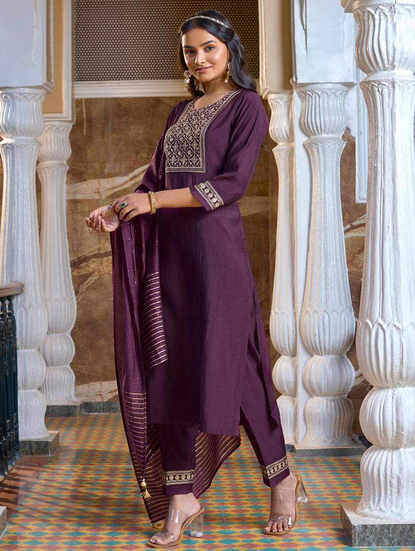 Shop Signature Suit Sets Online - Women Plus – Tagged "aari embroidery"